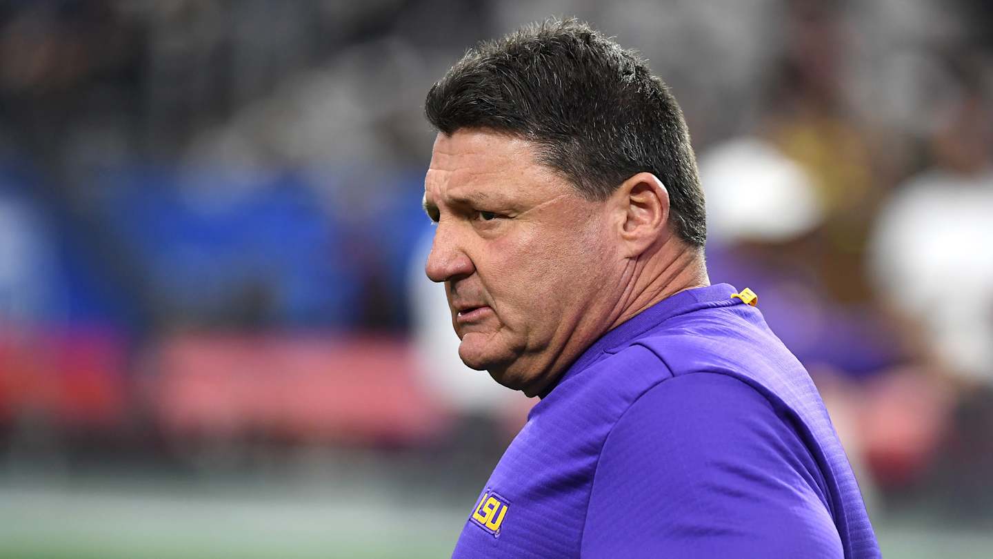Ed Orgeron says LSU locker room at Texas had no air conditioning - Sports Illustrated