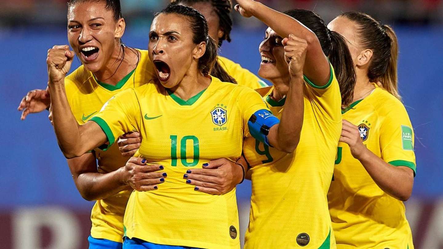 Brazil legend Marta delivers inspiring message - Sports Illustrated