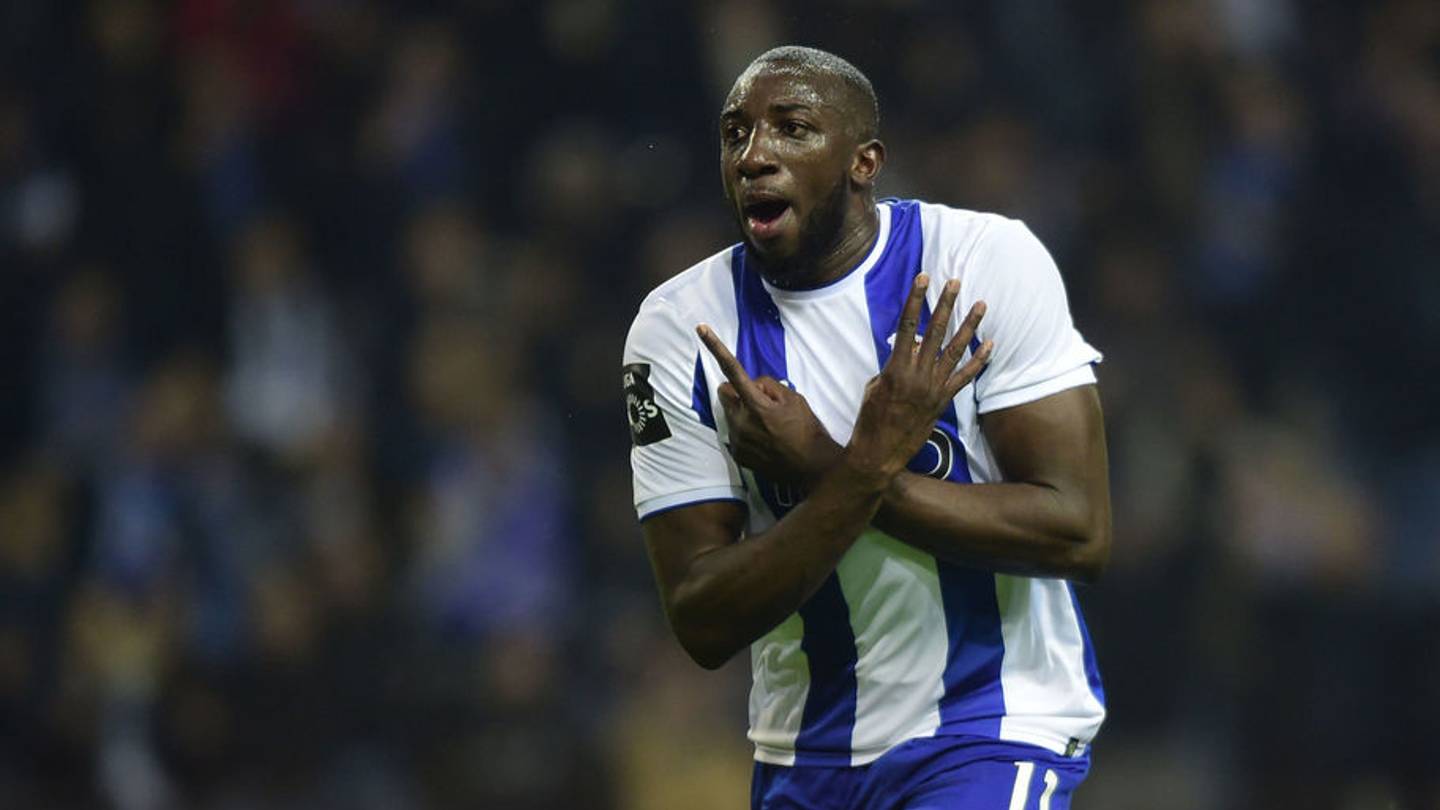 Everton Inch Ahead in Three-Horse Race to Sign Coveted Porto Striker ...