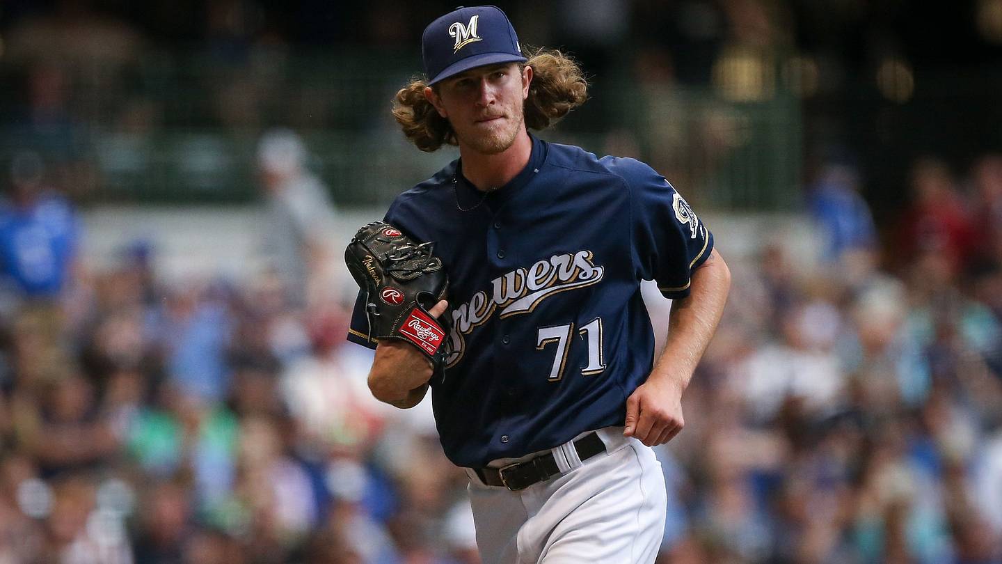Josh Hader racist tweets: Brewers P cried apologizing teammates ...