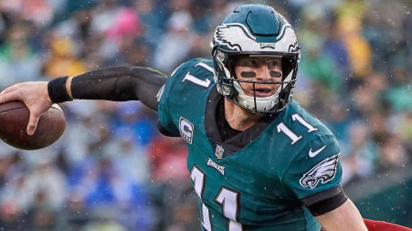 Carson Wentz vs. Deshaun Watson: Which QB will bounce back in 2018 ...