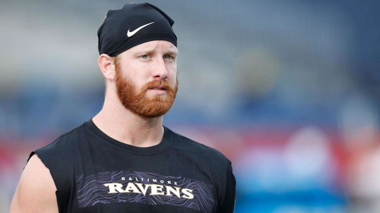 Baltimore Ravens rookie TE Hayden Hurst fractures foot, out 3-4 weeks ...