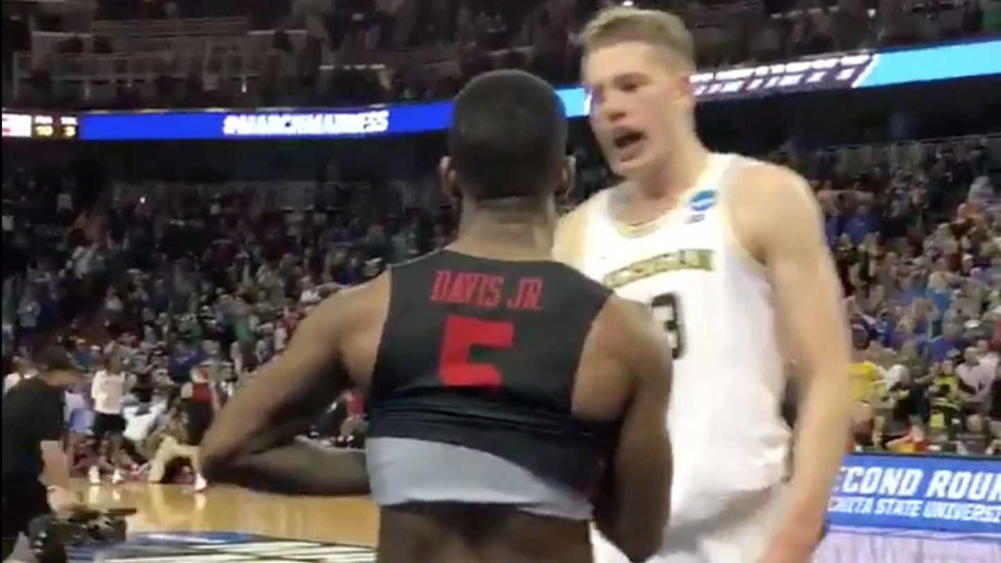 Mo Wagner: Michigan player hugs Houston player mid-celebration - Sports ...