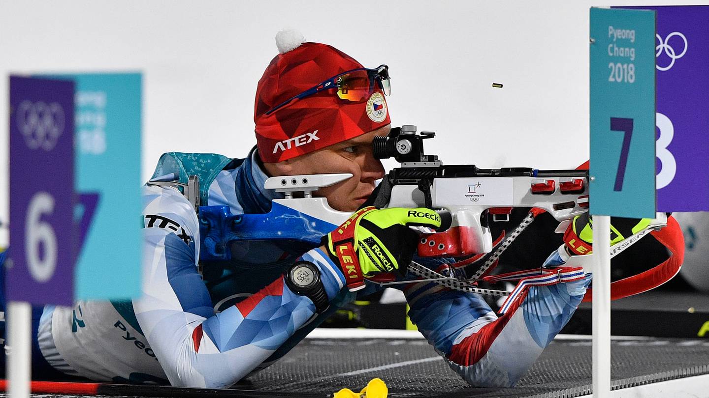 How far do they shoot in biathlon? Distance of shot - Sports Illustrated