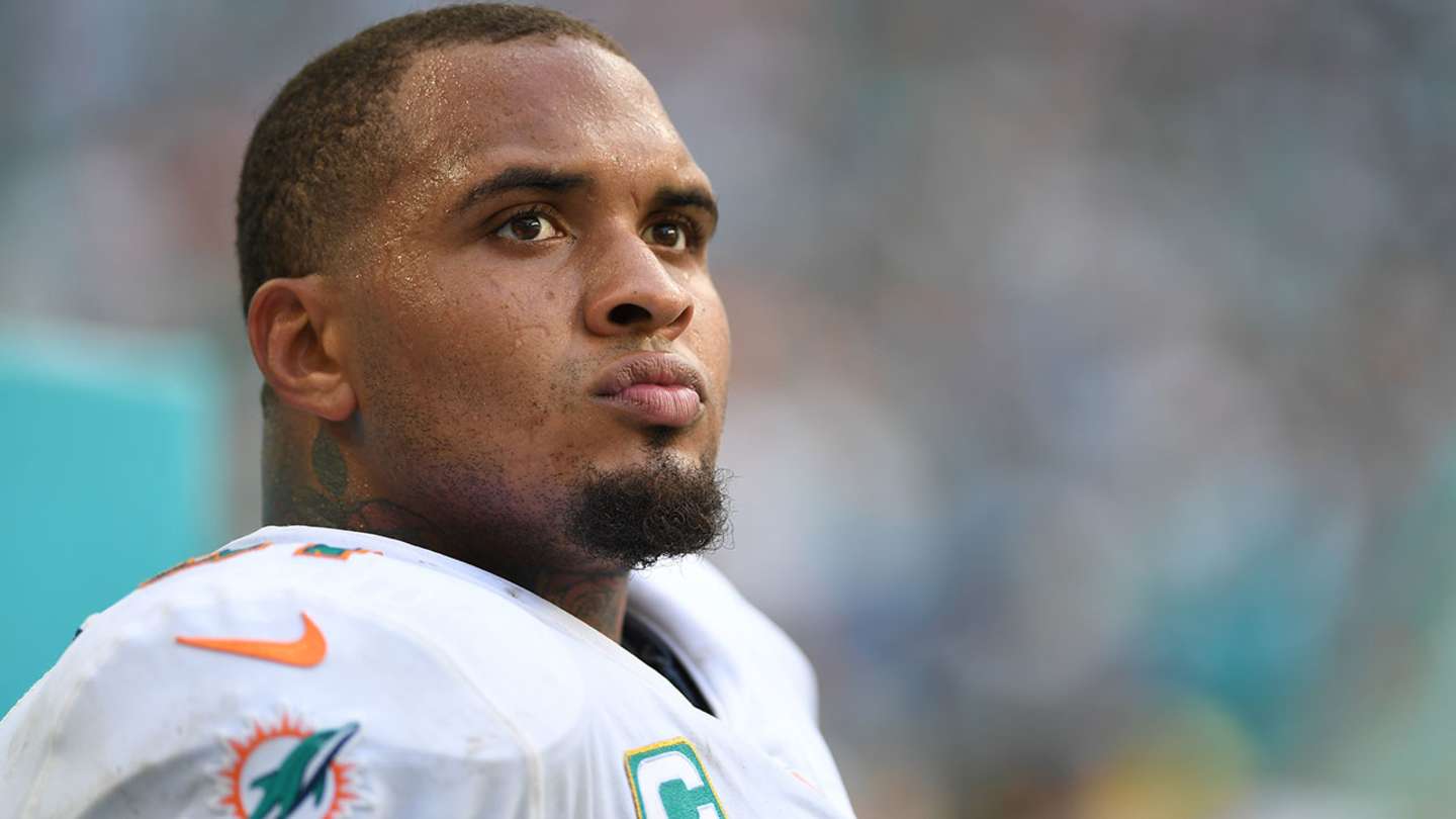 Mike Pouncey to be released by Dolphins after declining pay cut ...