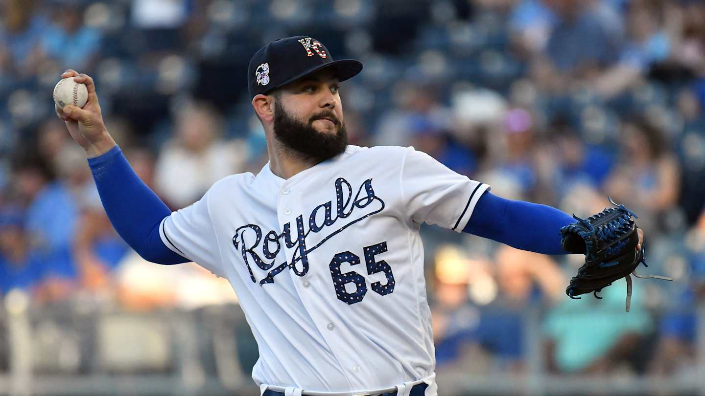 Yankees fans attack Jakob Junis online after injuring Aaron Judge ...