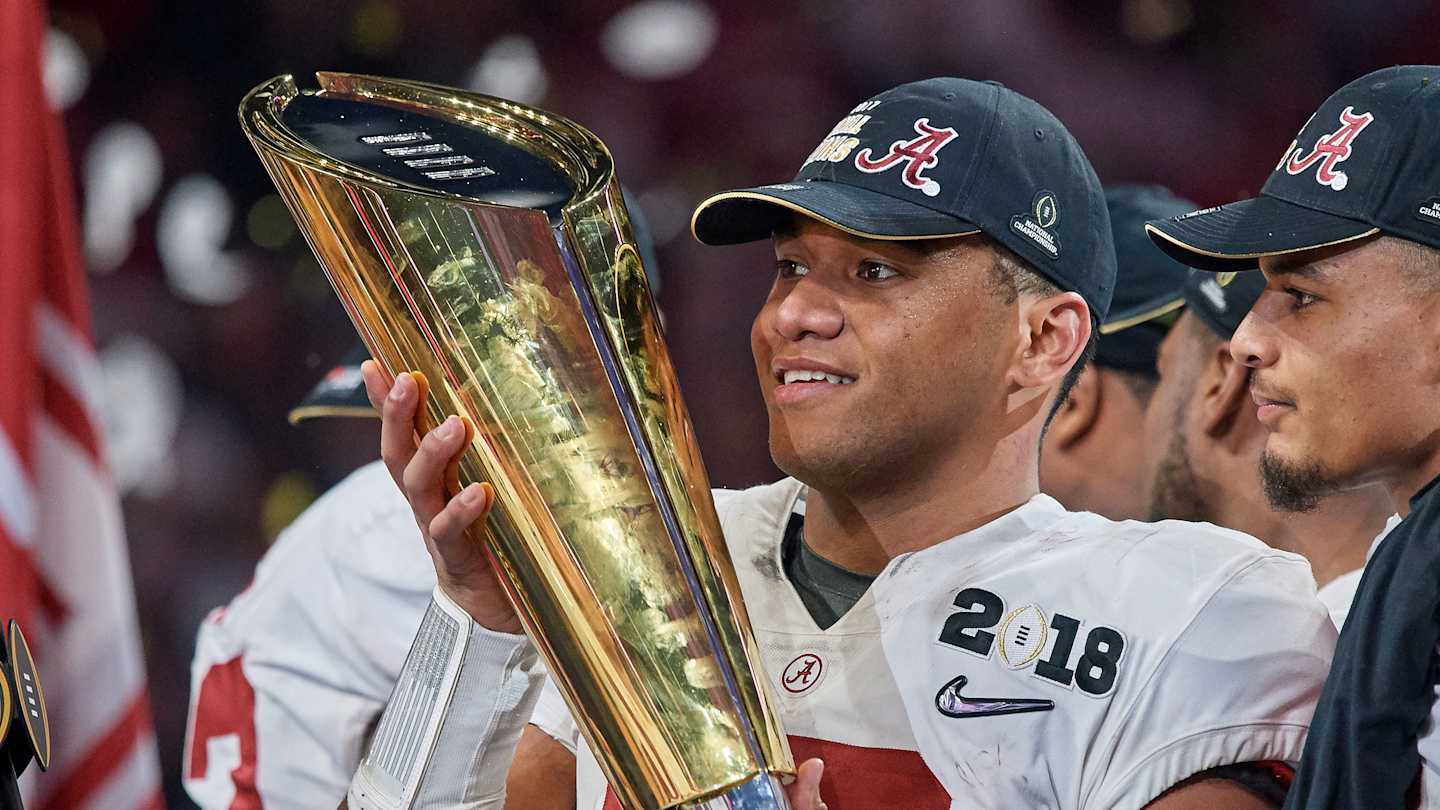 Tua Tagovailoa injury news: Alabama QB injures thumb at practice ...