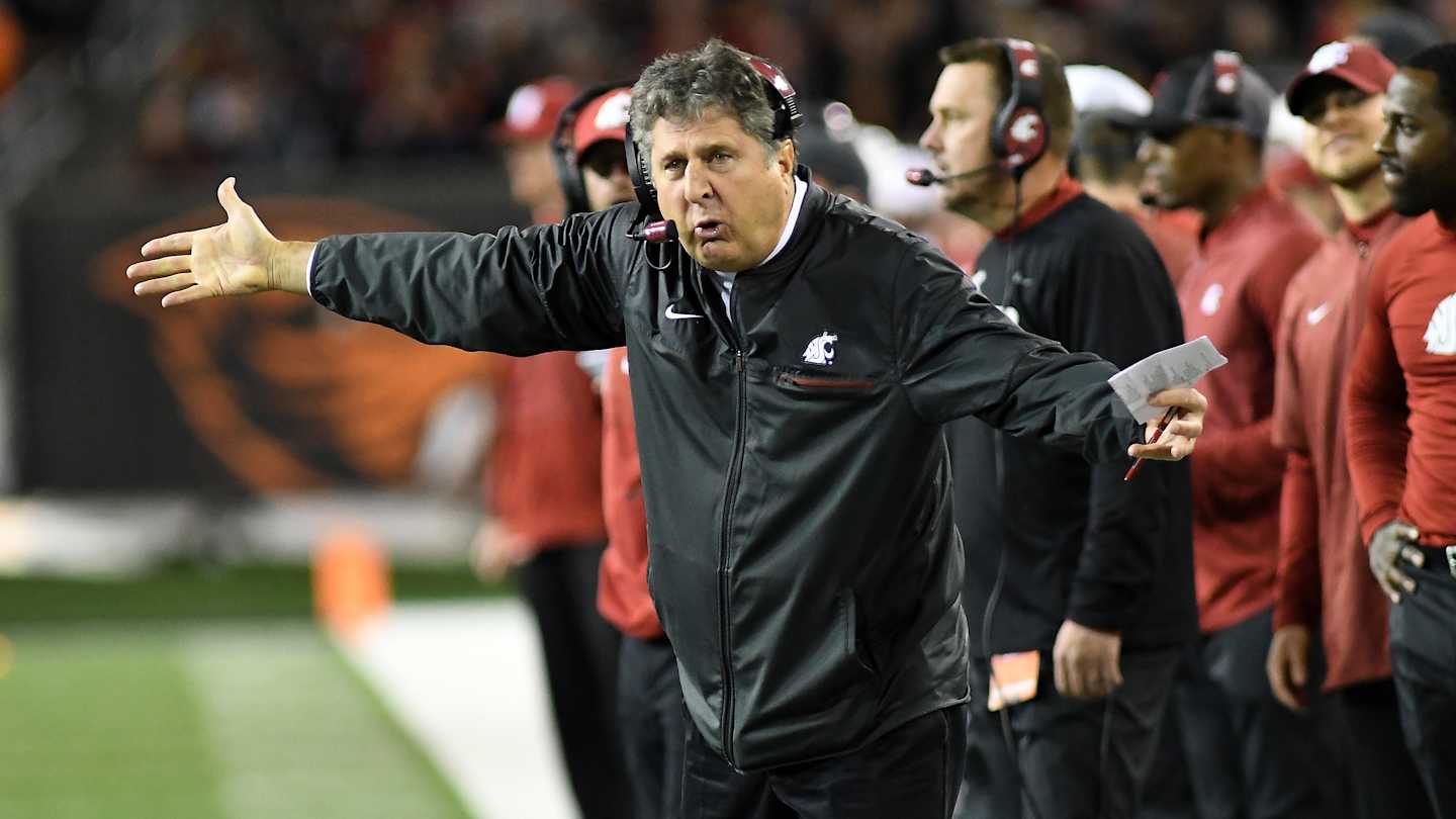 Mike Leach answers question about Pac-12 coach brawl (video) - Sports Illustrated