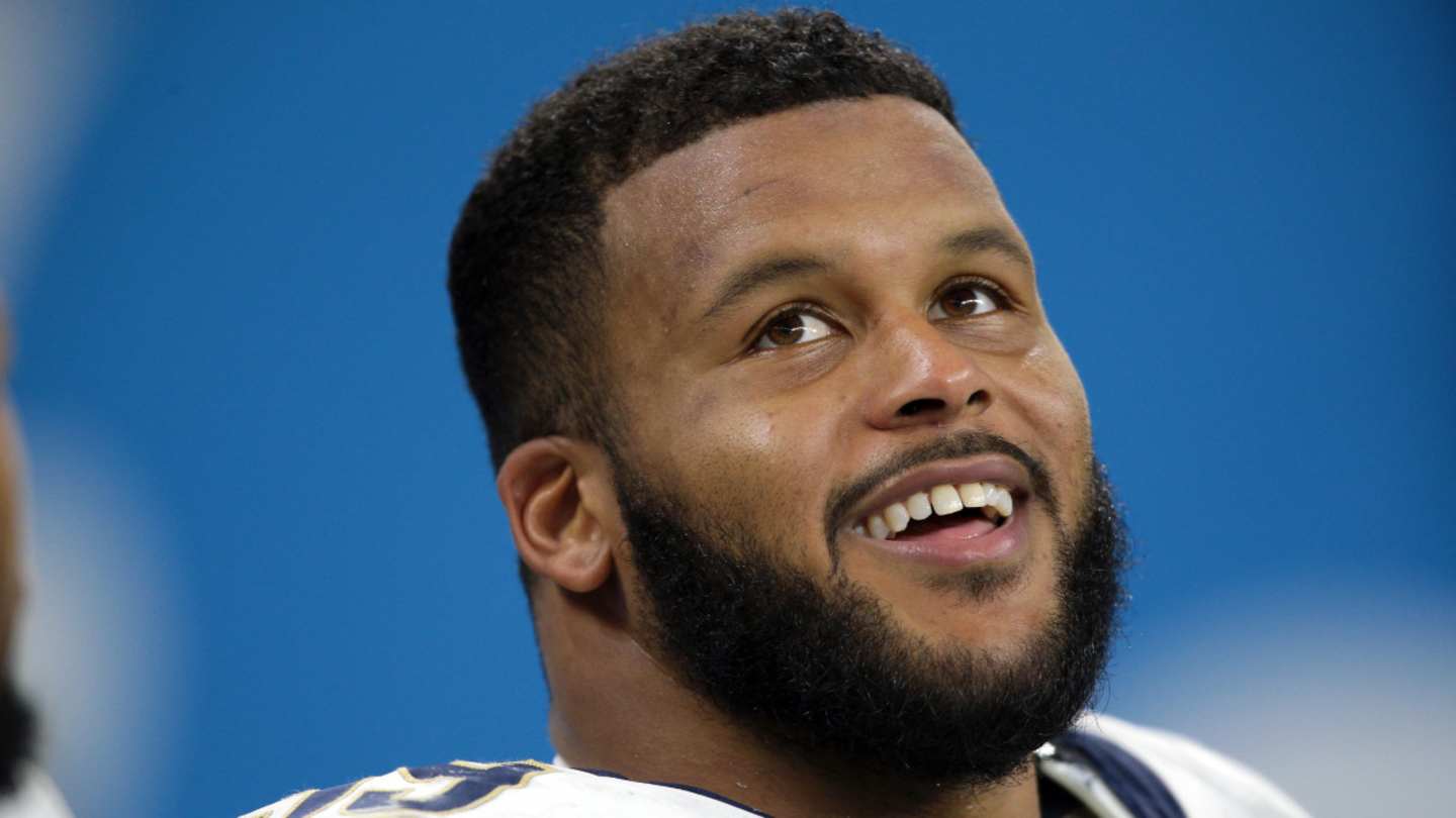 Rams DT Aaron Donald wins SI's Performer of the Year award - Sports ...