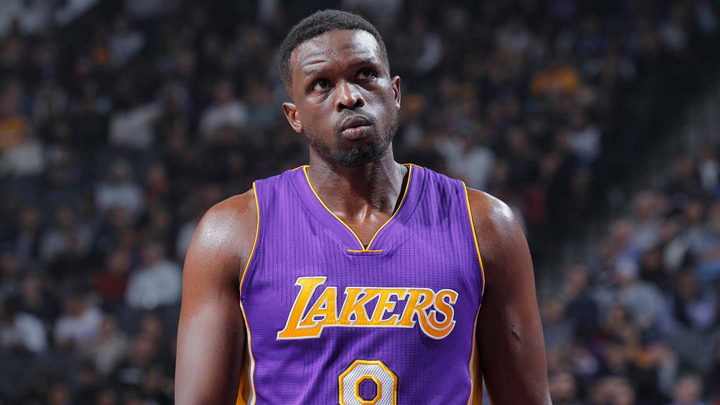Luol Deng signs with Timberwolves, agrees to one-year, $2.4M deal ...