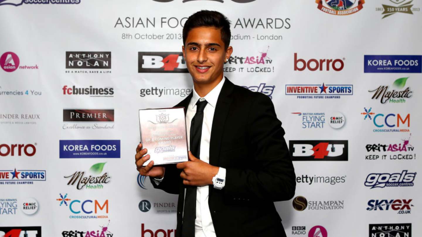 Swansea City Complete Free Transfer of 19-Year-Old Yan Dhanda From ...