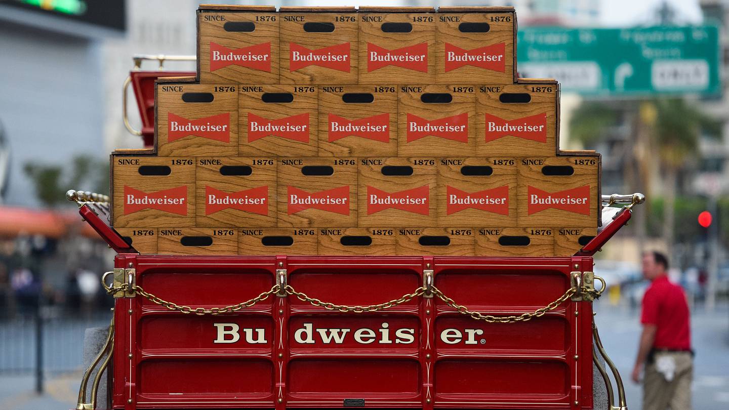 People boycotting Budweiser over immigration-themed Super Bowl ad ...