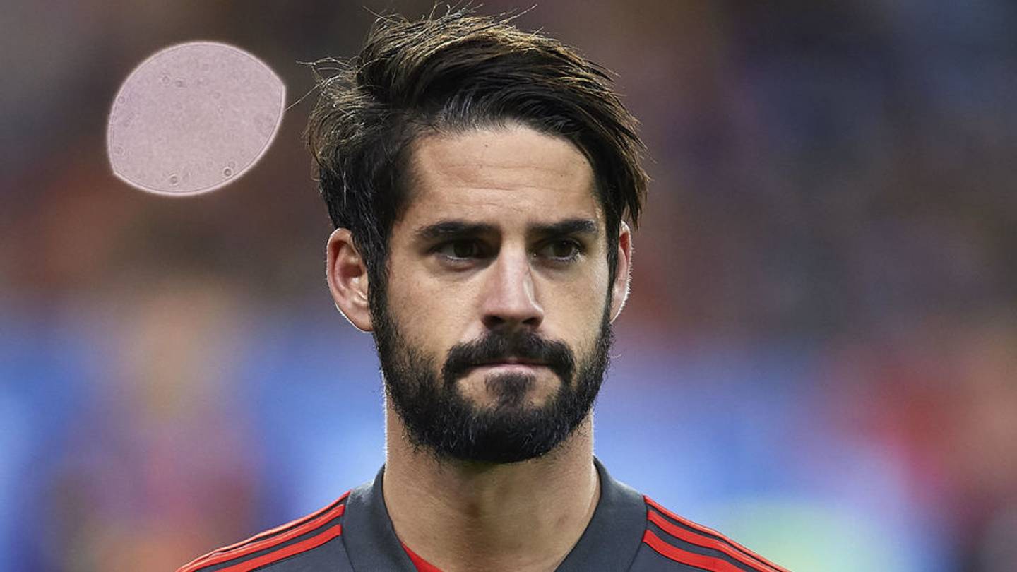 CON LAS MANOS EN LA MASA | Salen a la luz las primeras fotos de Isco ...