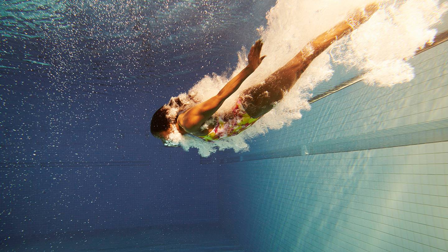 Swimming pool workouts: Athlete exercises, circuits - Sports Illustrated