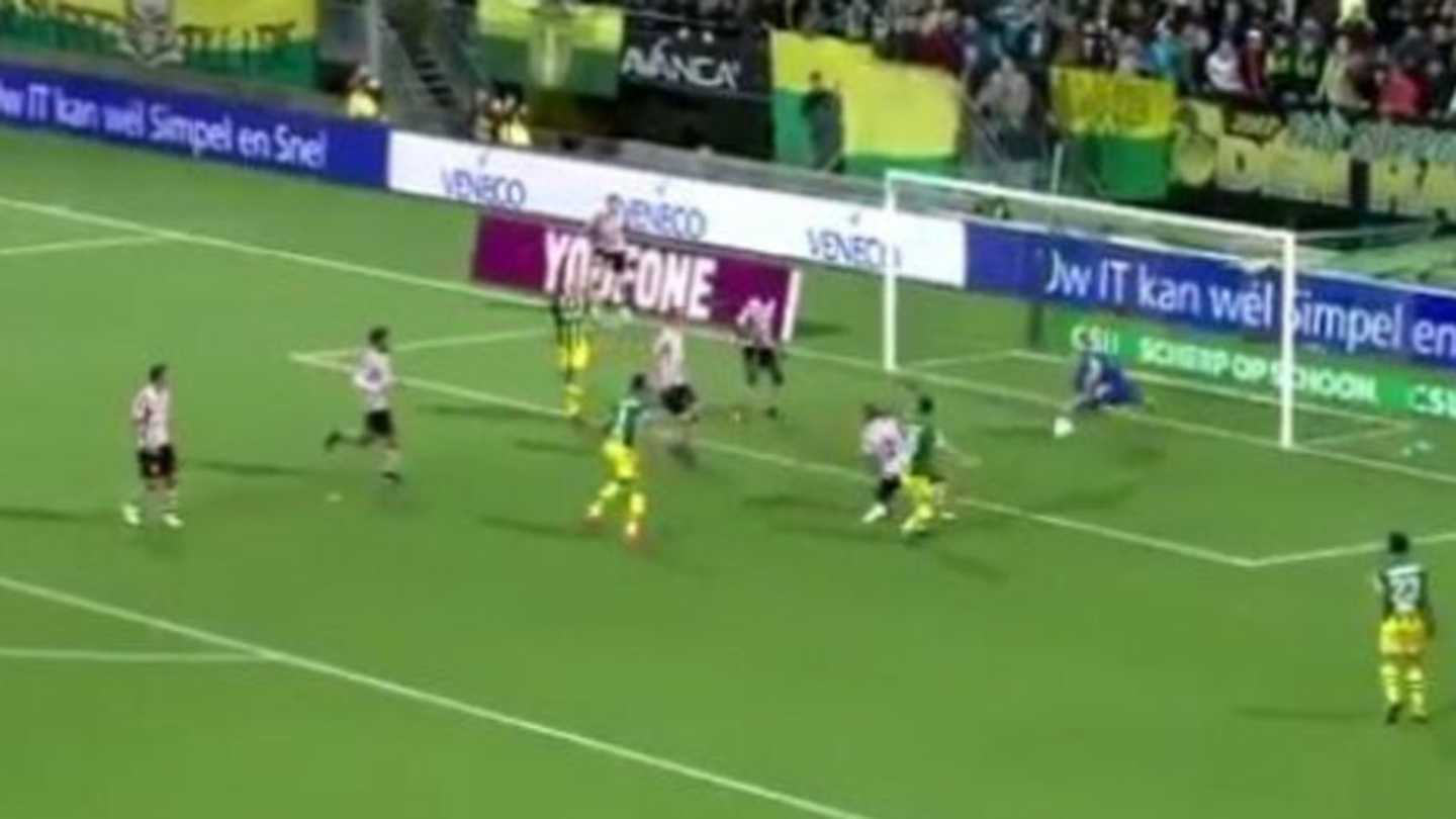 Dutch goalkeeper makes 4 reaction saves in 4 seconds (VIDEO) - Sports ...