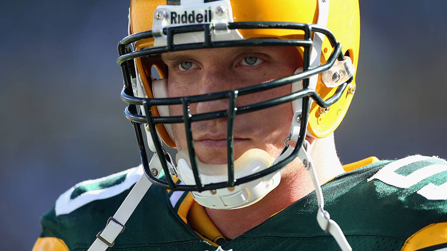 A.J. Hawk Talks Aaron Rodgers' Leadership - Sports Illustrated