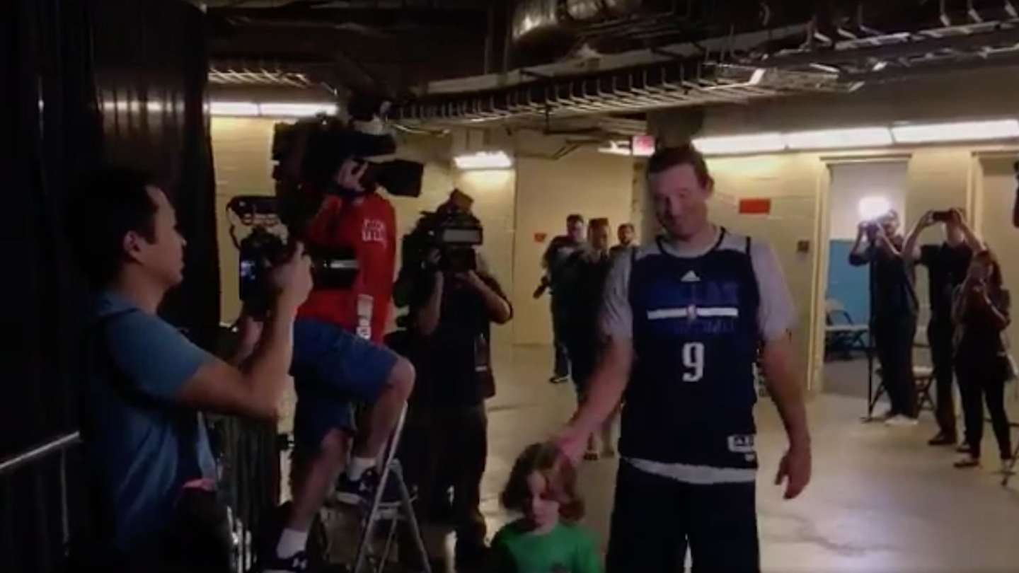 Tony Romo joins Mavericks, thanks Dallas for memories - Sports Illustrated