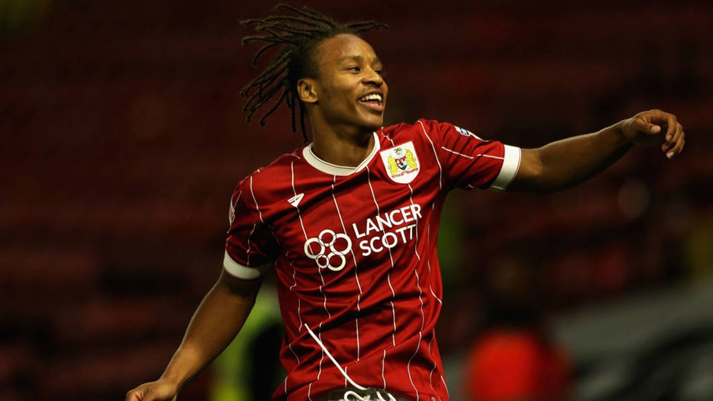 Leicester Battling Premier League Rivals for Signature of Bristol City ...