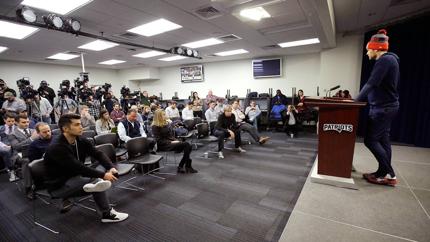 How NFL teams restrict access for beat reporters - Sports Illustrated