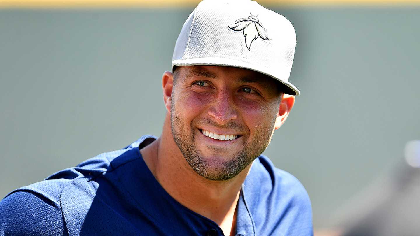 Tim Tebow hits home run in minor league debut (video) - Sports Illustrated