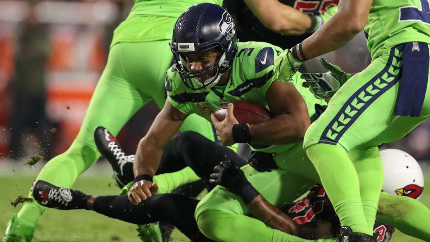 Seahawks, Russell Wilson appear to avoid concussion protocol - Sports ...