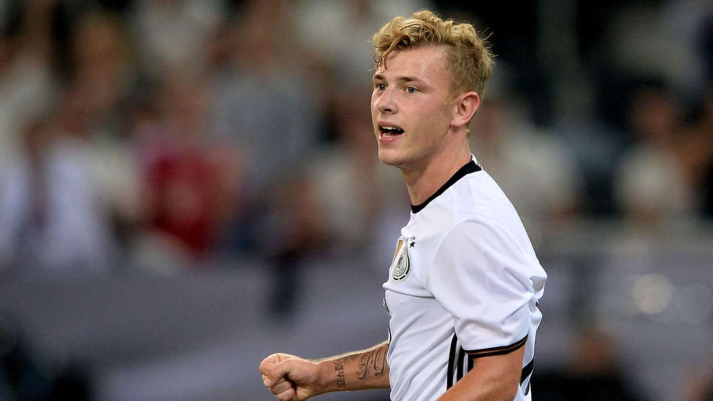 Tottenham on Alert as Schalke 04 Sporting Director Is Yet to Decide on ...