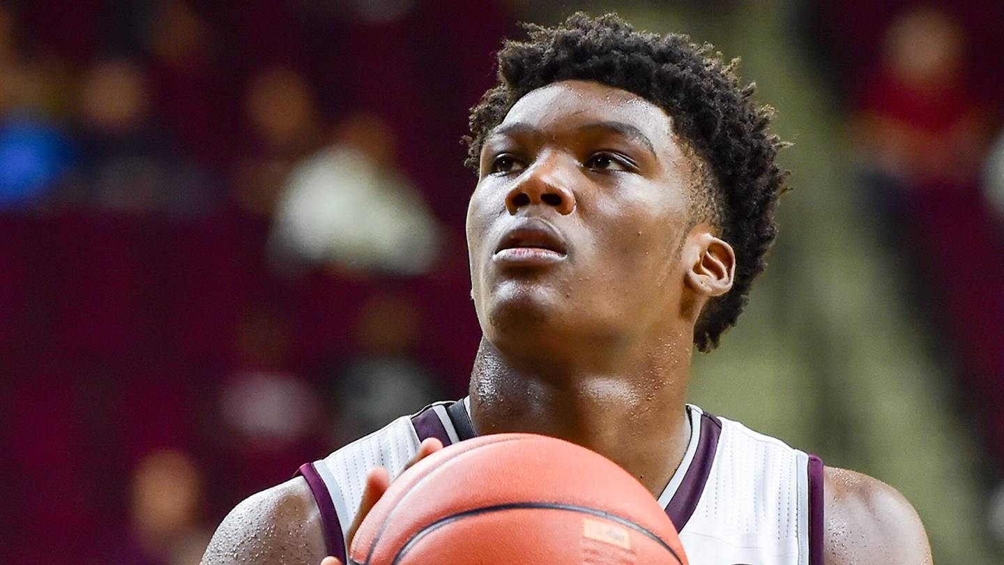 Texas A&M: Forward Robert Williams suspended - Sports Illustrated