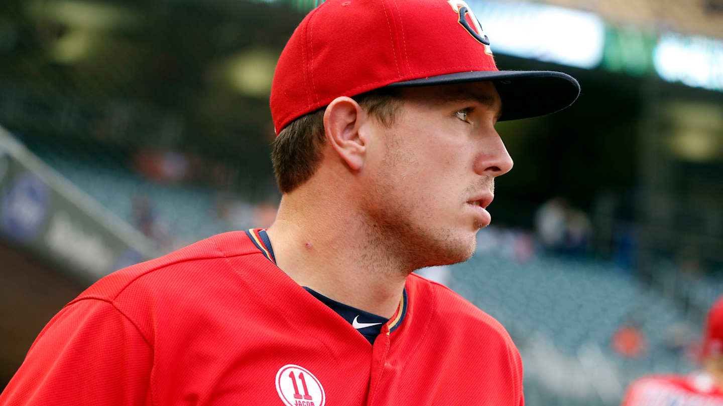 Ryan O'Rourke: Twins pitcher pukes before pitching - Sports Illustrated