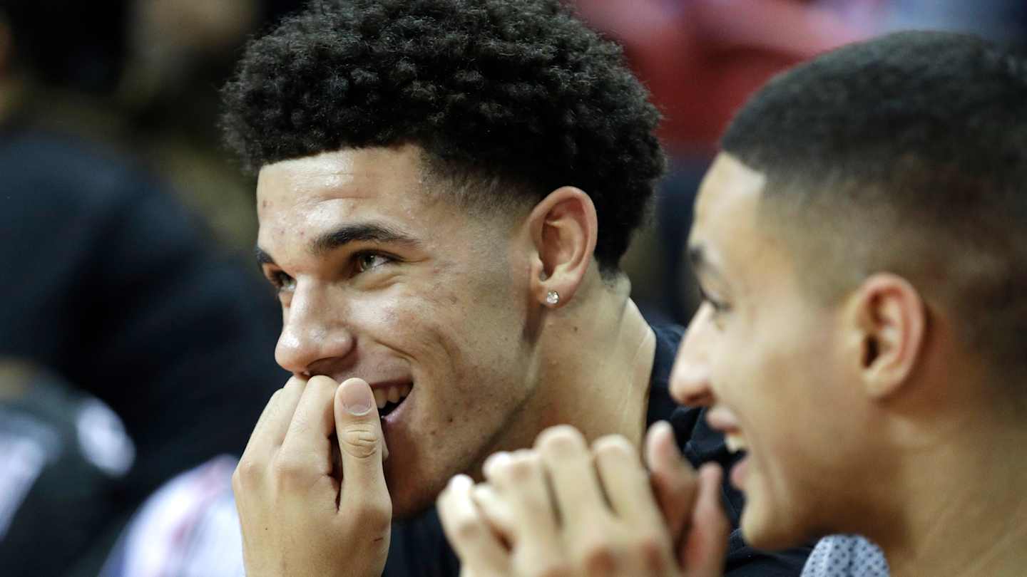 Lonzo Ball to appear on 'Fuller House' in season 3 - Sports Illustrated