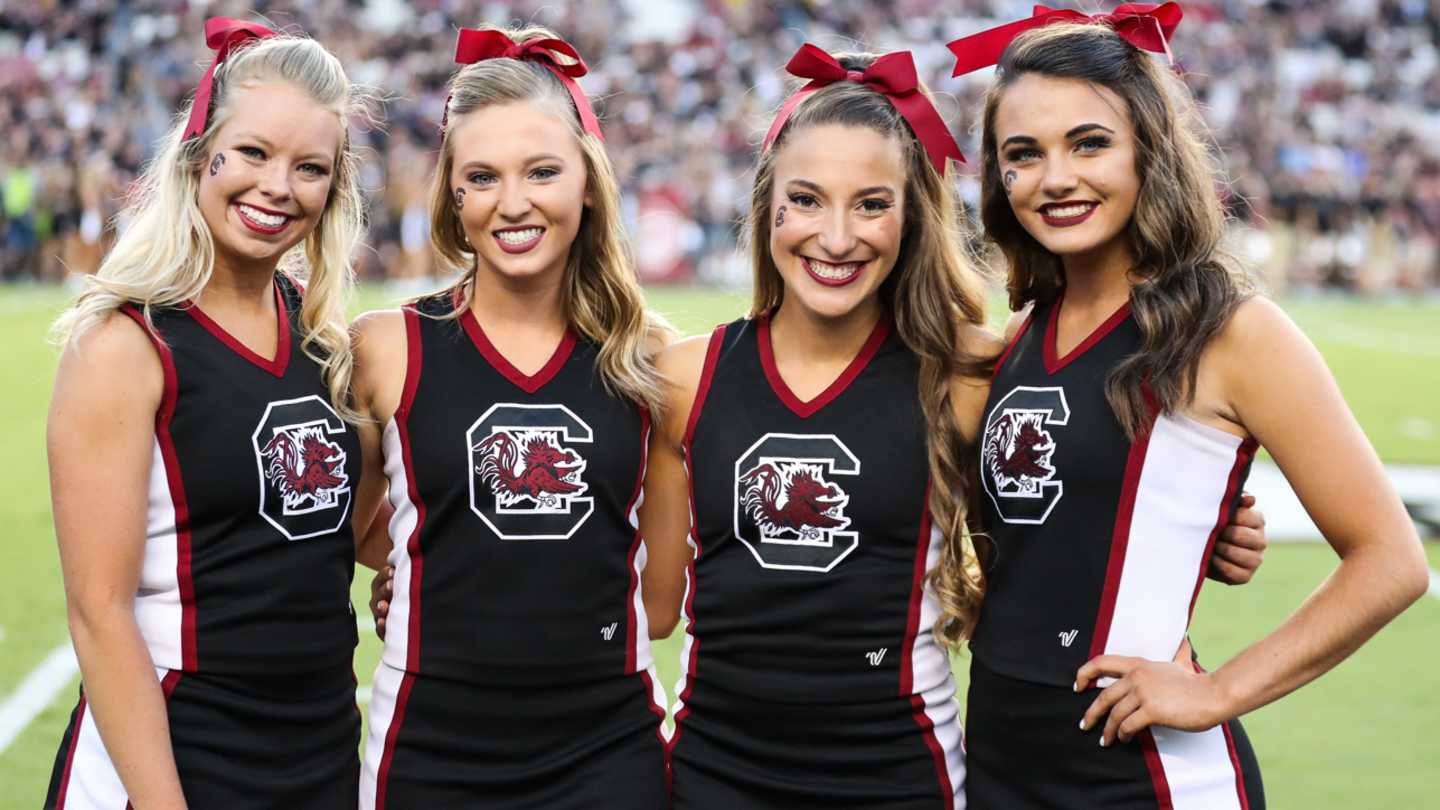 Watch Outback Bowl: Michigan vs. South Carolina online, live stream ...