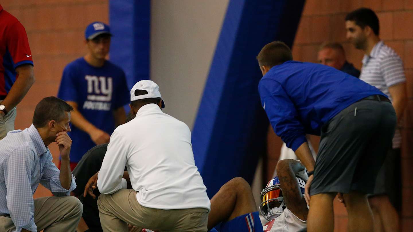 Beckham OK after being cleated at Giants practice - Sports Illustrated