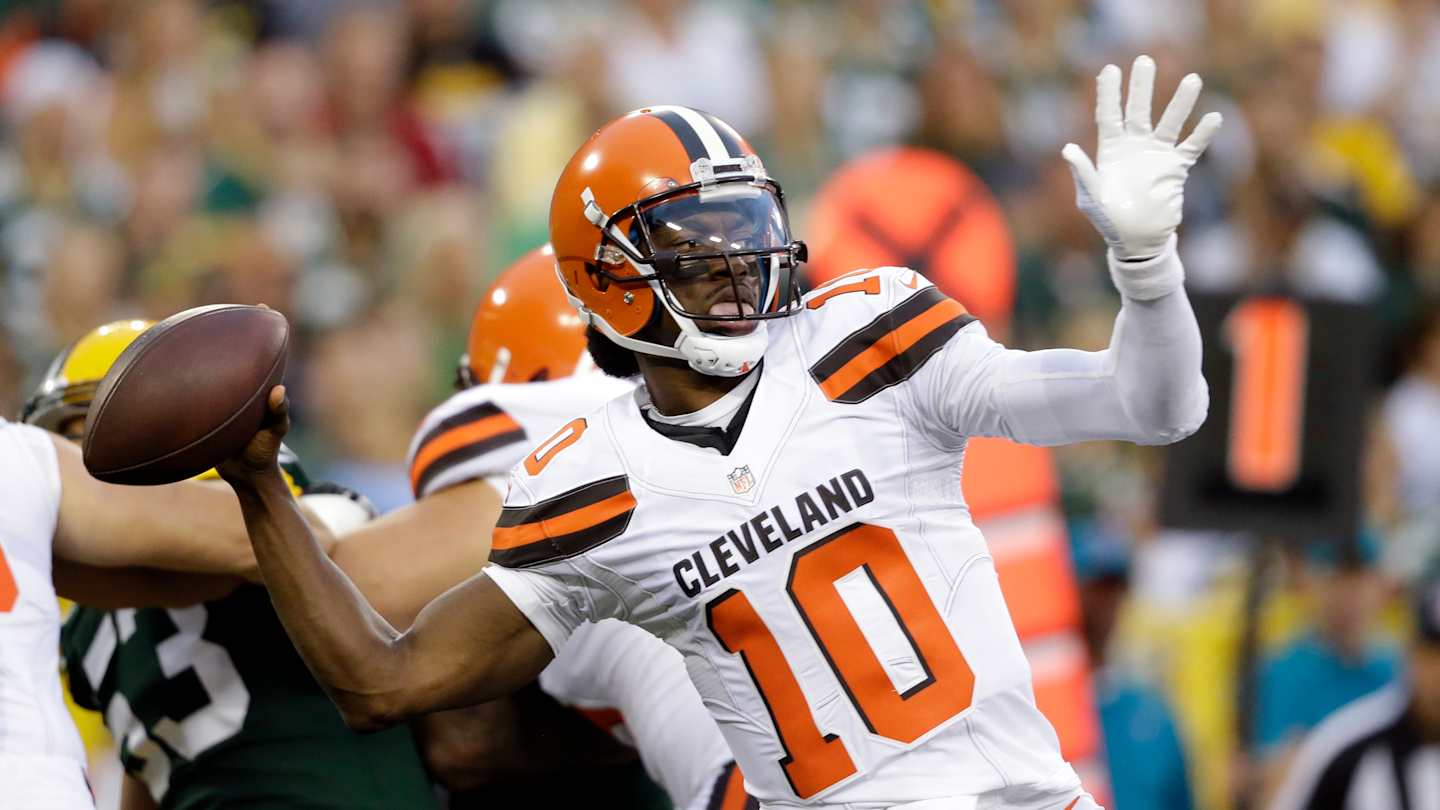 Castoff to captain, RG3 embracing new shot as QB with Browns - Sports ...