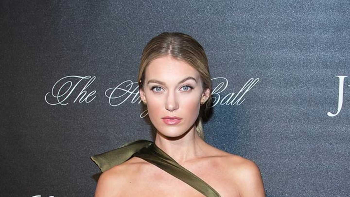 Hot Clicks: Camila Morrone; Sexually Awkward News Blooper - Sports ...