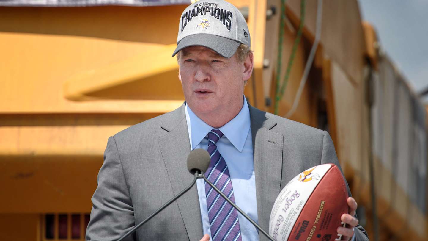 DC police chief stepping down to head security for NFL - Sports Illustrated