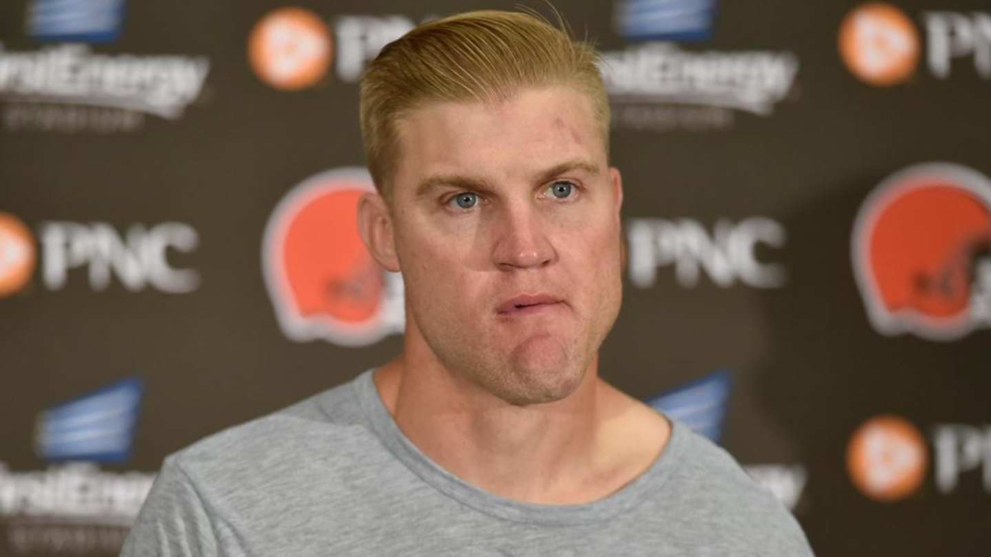 Josh McCown discusses playing through shoulder injury - Sports Illustrated