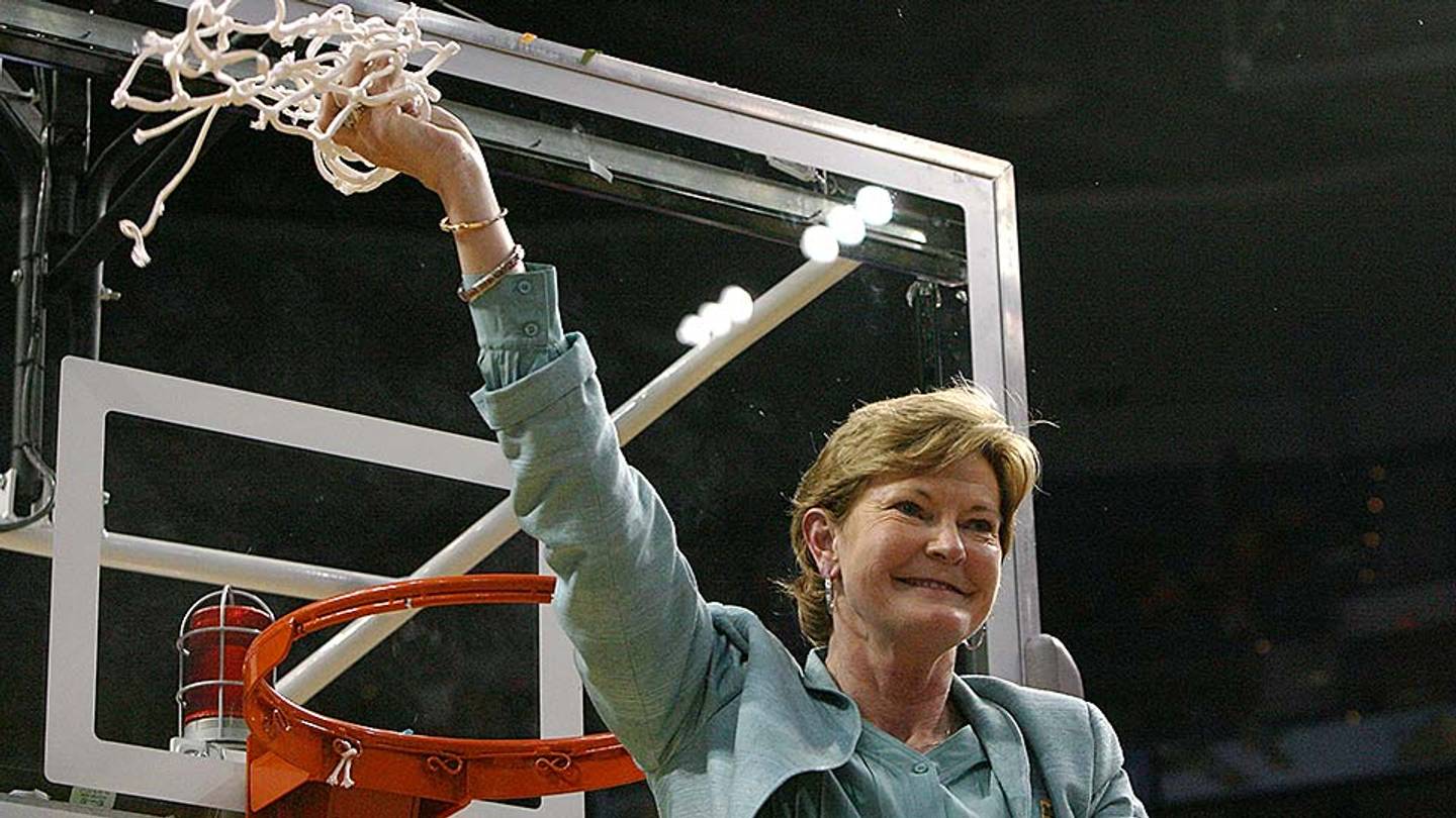 Pat Summitt: Coach leaves legacy of empowering women - Sports Illustrated