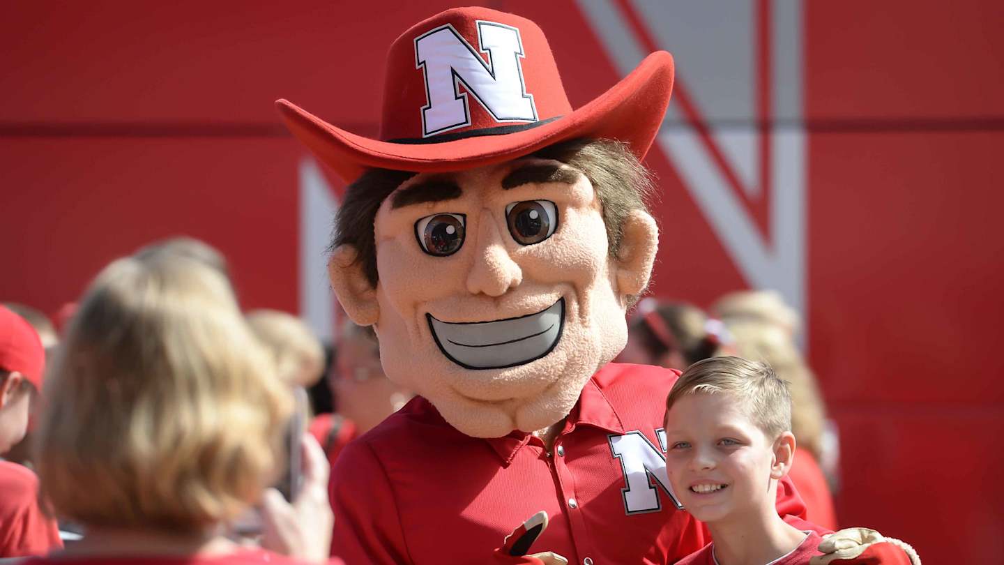 Watch Nebraska vs Indiana online: Live stream, TV time - Sports Illustrated