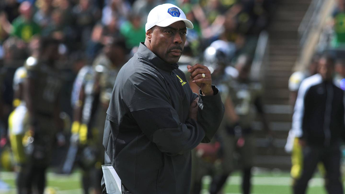 Oregon football: Don Pellum demoted to linebackers coach - Sports ...