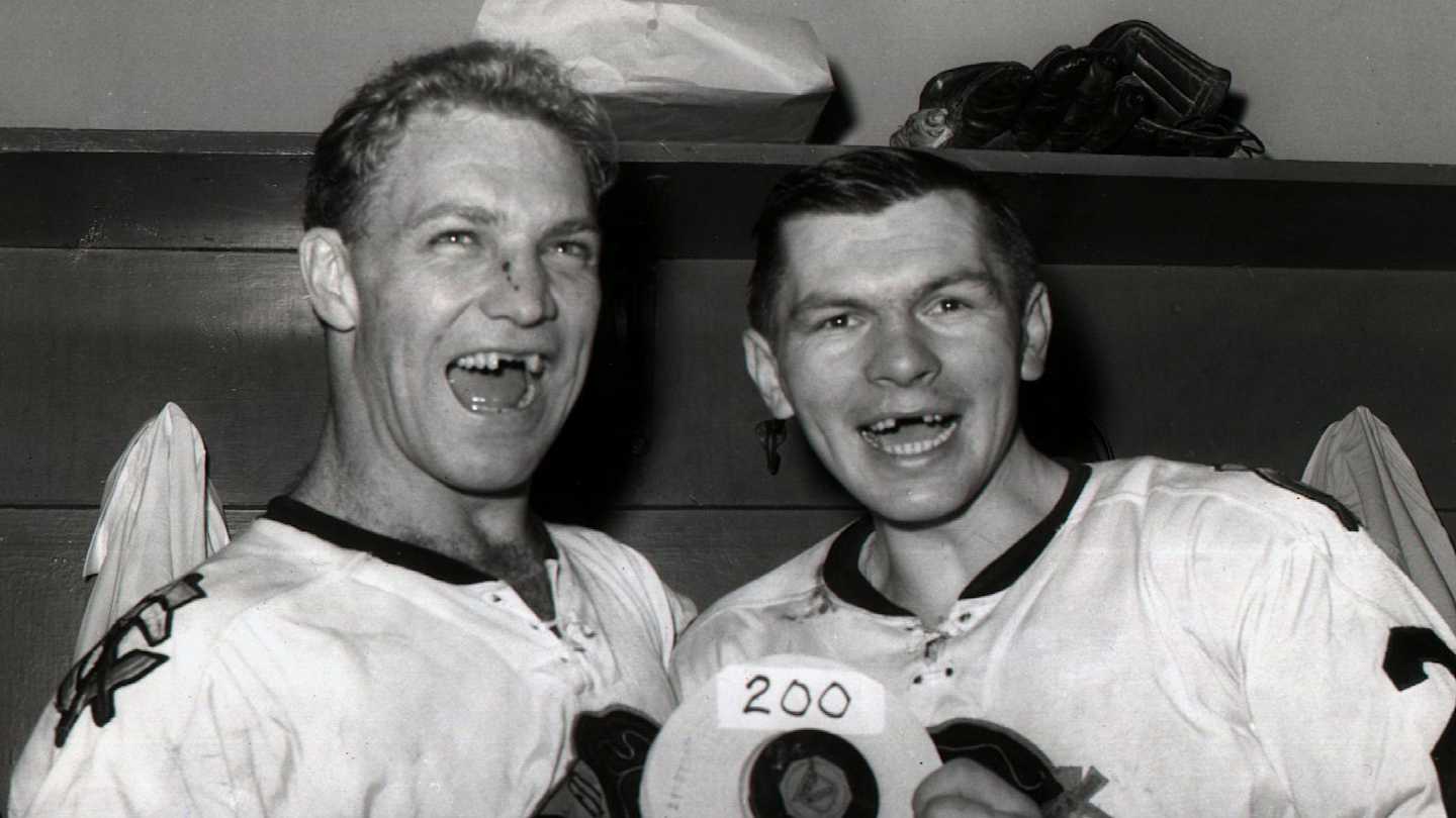 Hockey's All-Time Best Toothless Smiles - Sports Illustrated