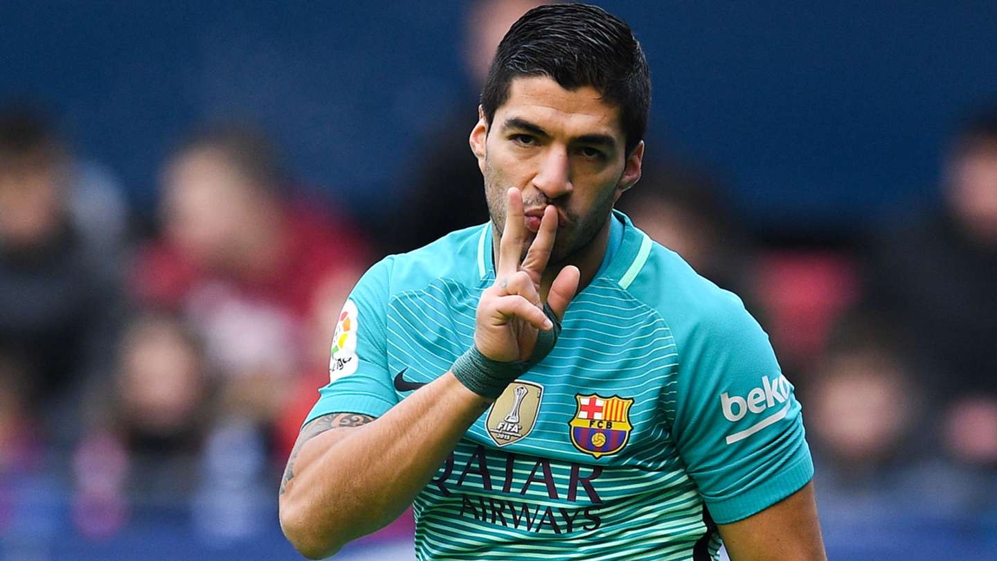 Luis Suarez signs new Barcelona deal through 2021 - Sports Illustrated
