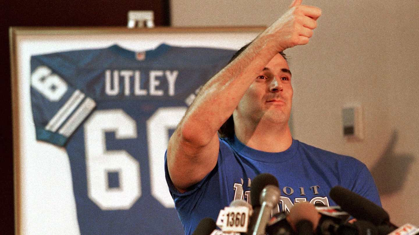 Utley enters College Football Hall of Fame with no regrets - Sports ...