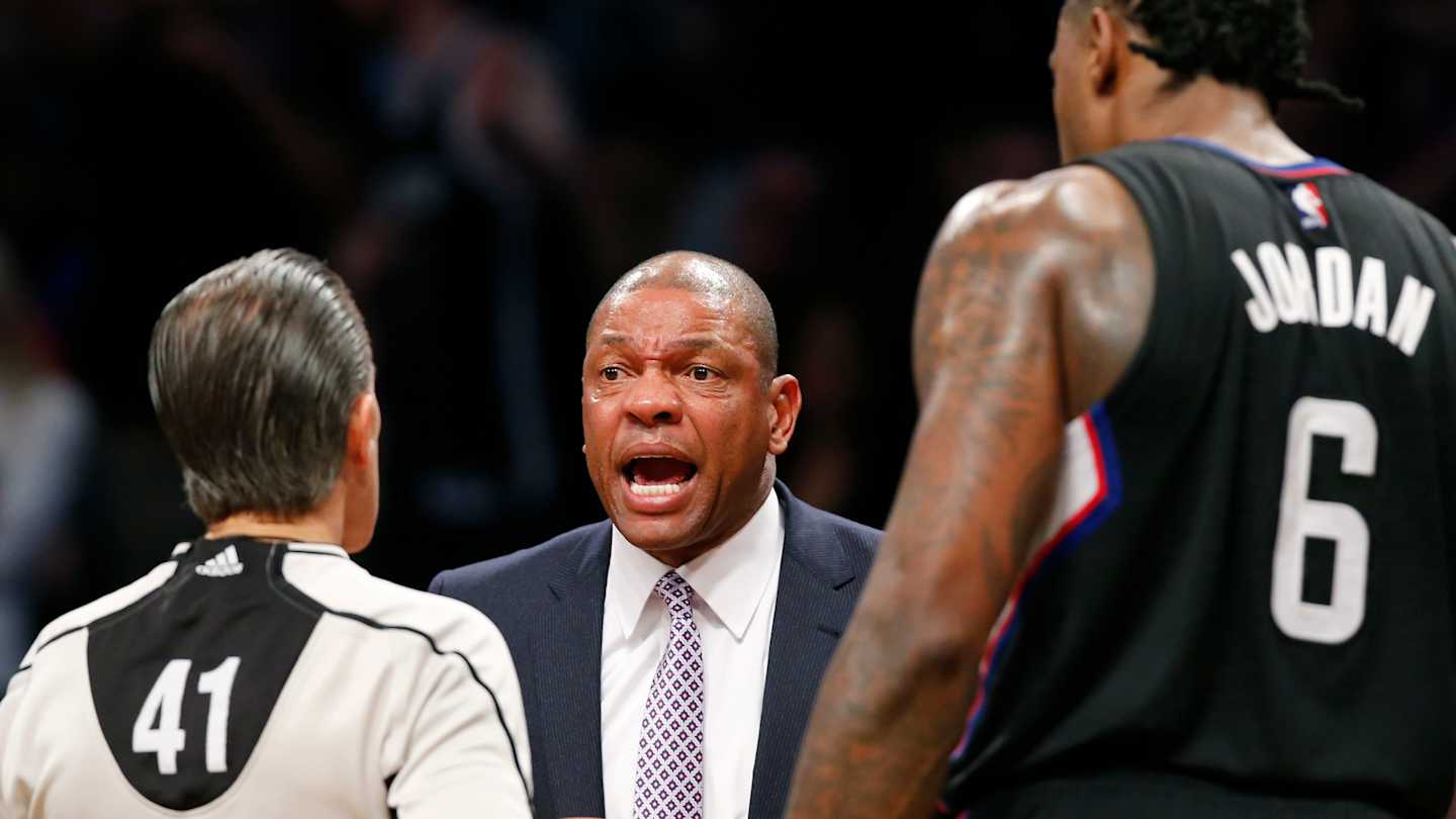 Doc Rivers: Clippers coach gets ejected (photos) - Sports Illustrated