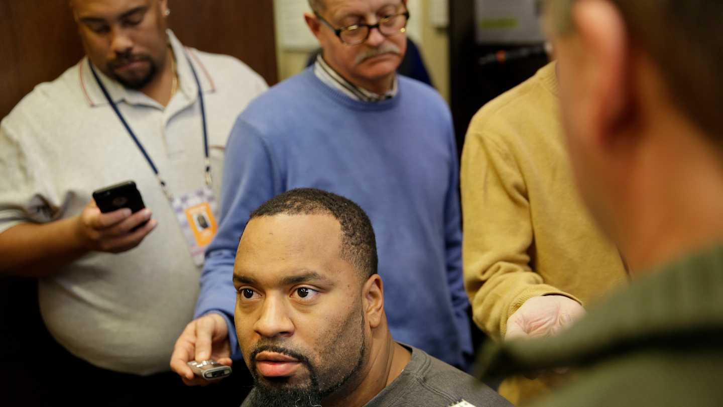 Redskins sign veteran defensive lineman Cullen Jenkins - Sports Illustrated