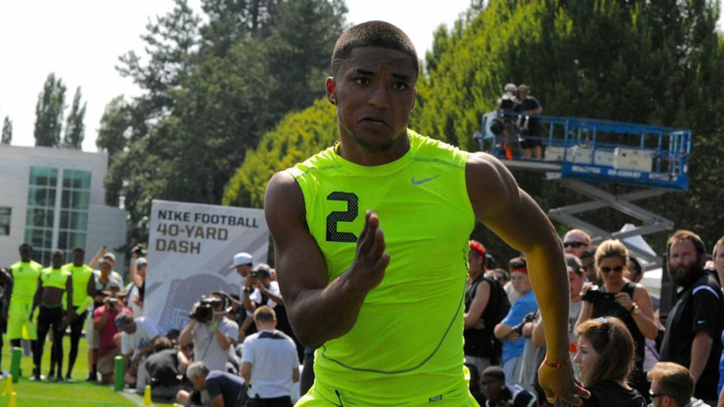 Michigan football recruiting: Dylan Crawford commits to Wolverines ...