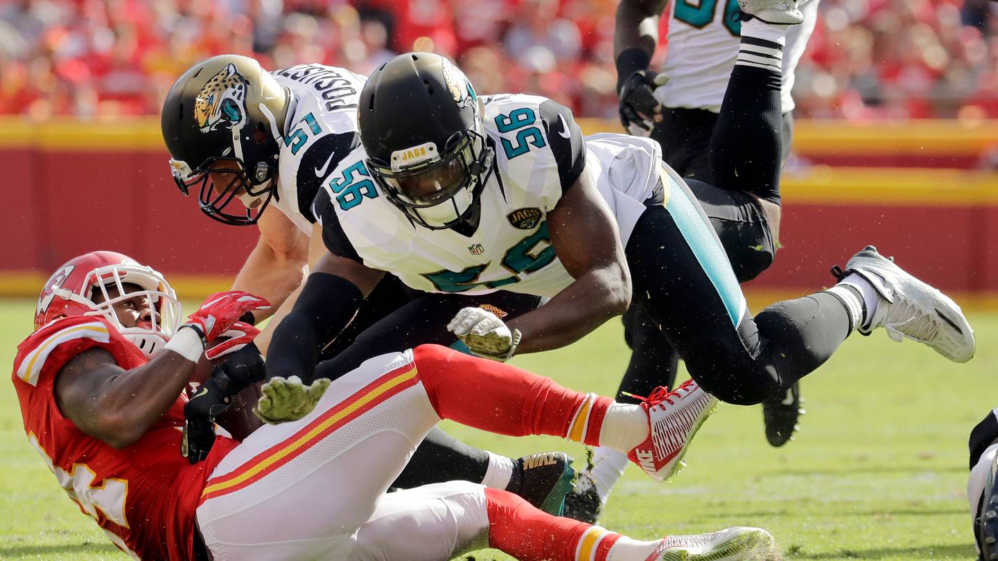 On third team in a week, Davis helps Chiefs to 19-14 win - Sports ...