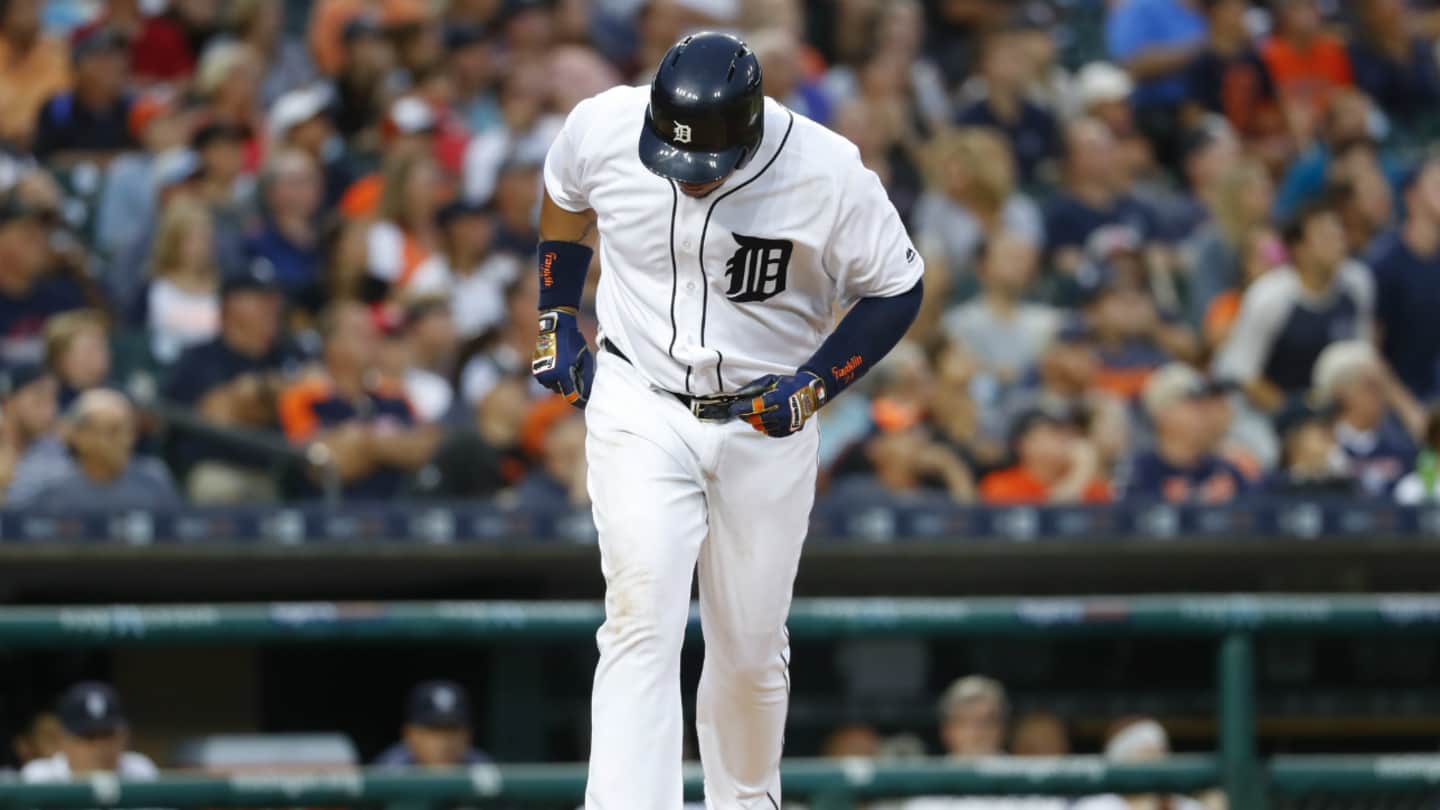 Miguel Cabrera injury: Strained biceps for Tigers 1B - Sports Illustrated