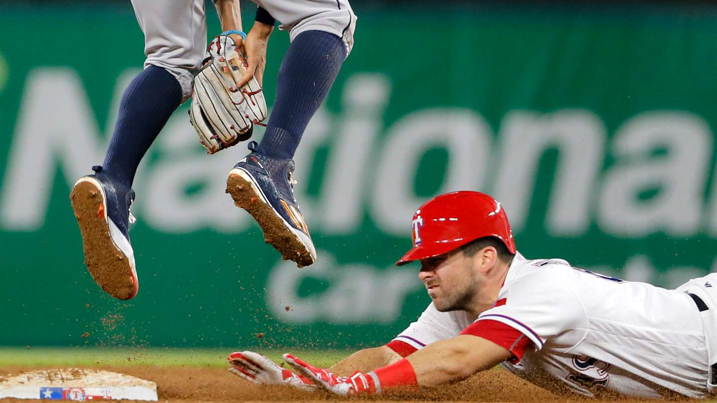 Rangers strike first in Lone Star series, 7-5 over Astros - Sports ...