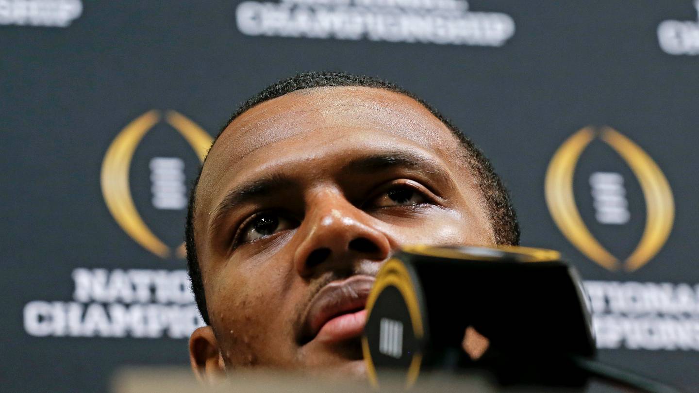 Keys to a home gave Deshaun Watson and family a new start - Sports ...