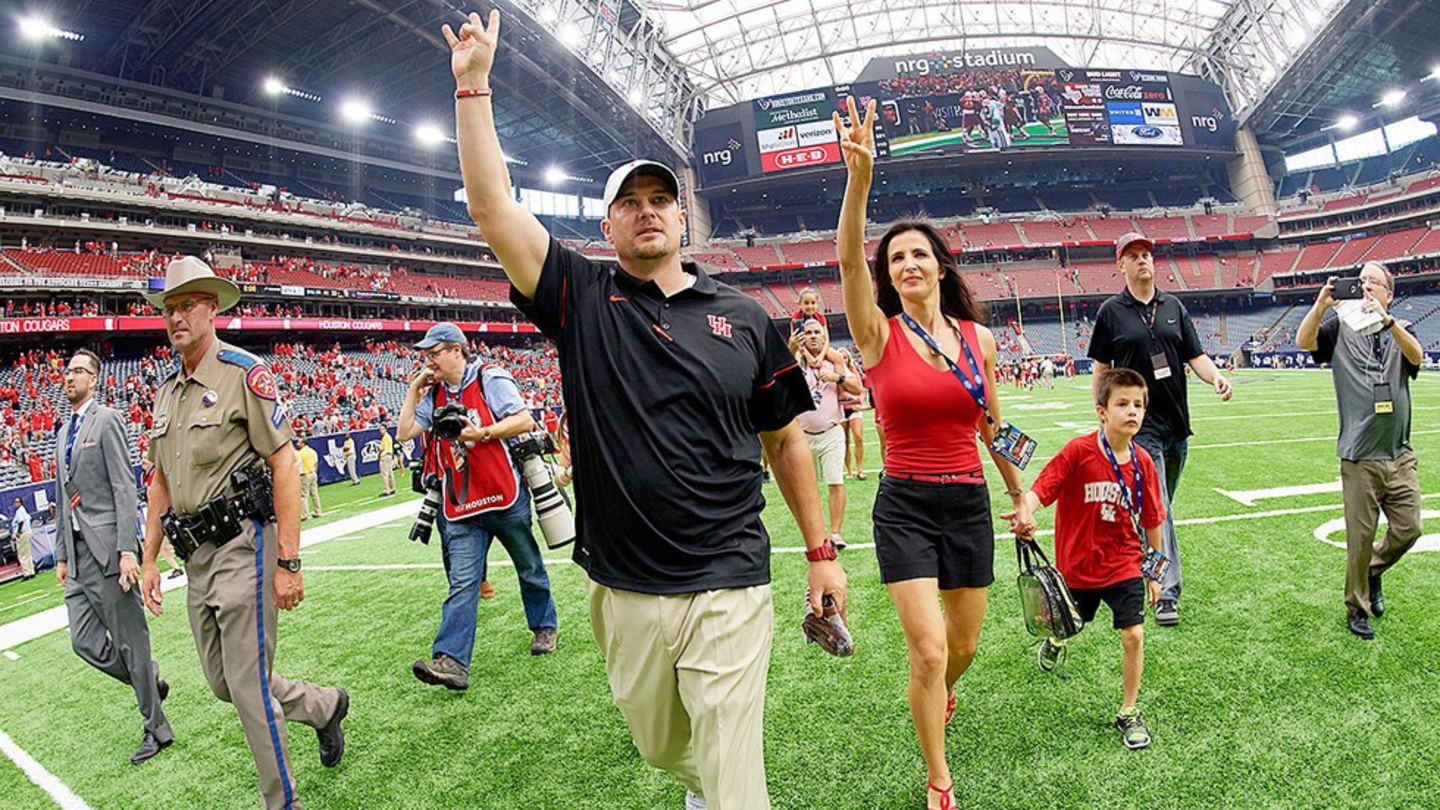 Before Tom Herman was a coaching star, Michelle Herman provided ...