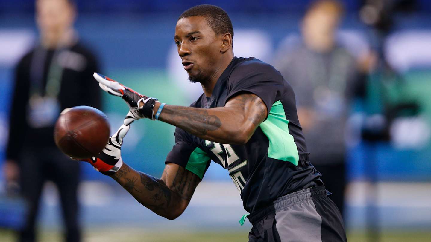 Patriots rookie Malcolm Mitchell bringing his book club to a game ...